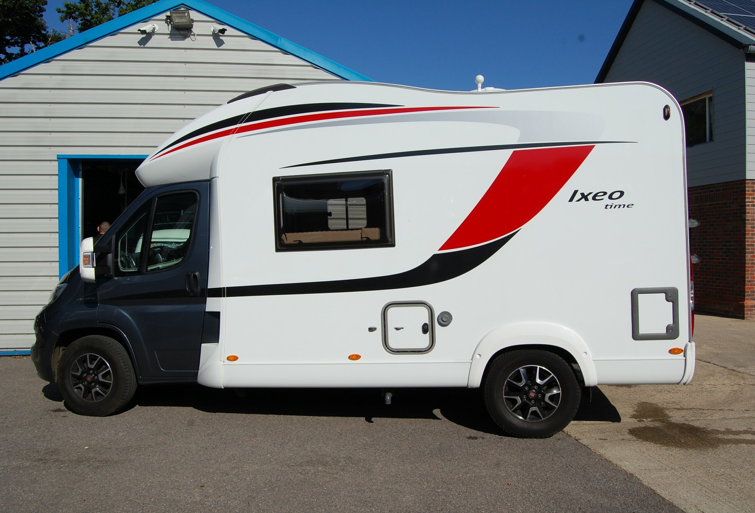 ***SOLD*** Burstner Ixeo Time 586 Sovereign Motorhome 2016 Fiat Ducato ...