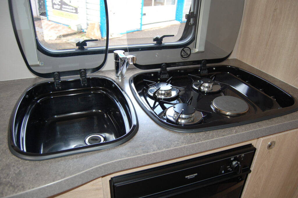 DSC_0154 - Harbour Creek Motorhomes - Your South Coast Westfalia Dealer