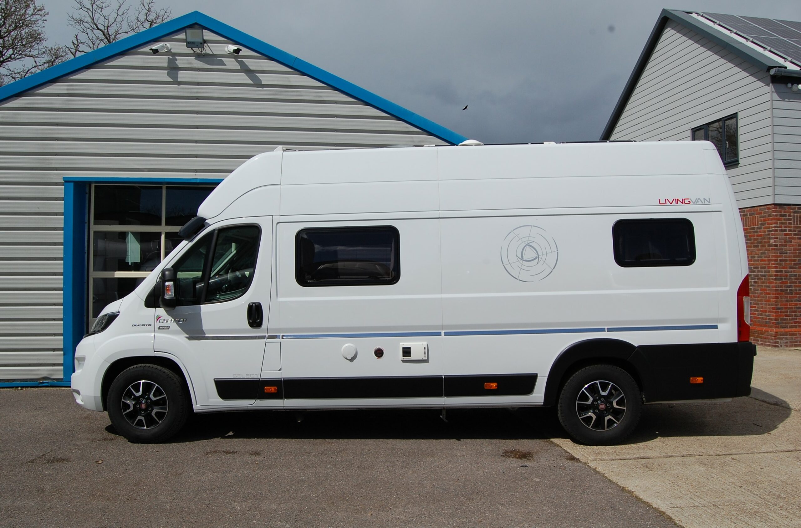 RESERVED *** 2021 Dreamer Living Van Select By Rapido, Fiat Ducato ...