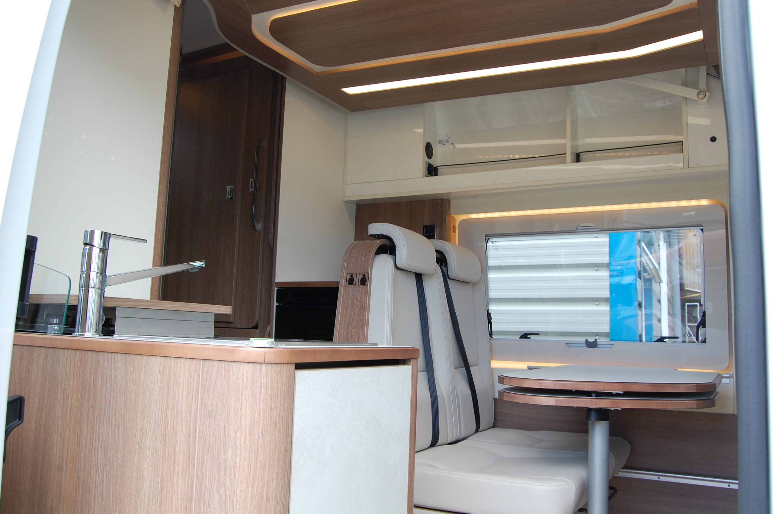 RESERVED *** 2021 Dreamer Living Van Select By Rapido, Fiat Ducato ...